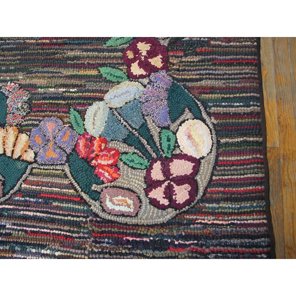 Early 20th Century American Hooked Rug - Antique Rug Studio